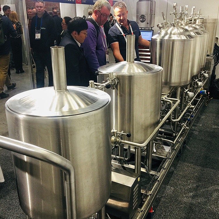 Large scale beer brewing equipment for large and medium-sized breweries